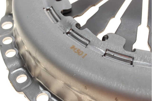 620326800 LUK комплект зчеплення (диск, корзина, підшипник)