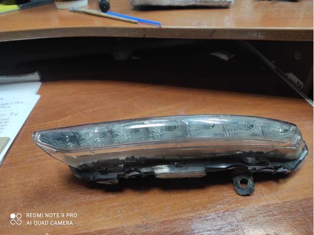 A2218201856 Mercedes фара денного світла, права