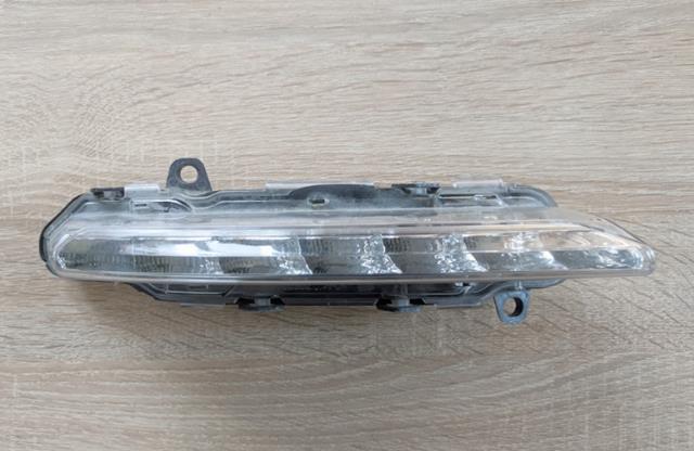 A2218201856 Mercedes фара денного світла, права