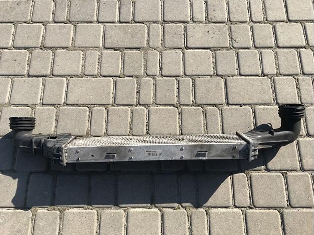 A2105002000 Mercedes радіатор интеркуллера