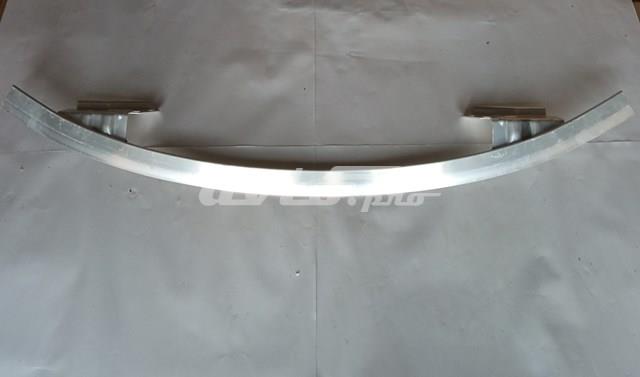 Шина бампера переднього на Tesla Model 3 2016 г