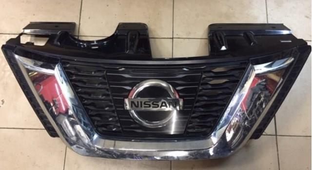623106FL0C Nissan решетка радиатора