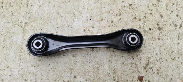 1500111 Ford важіль задньої підвіски поперечний (Передний)