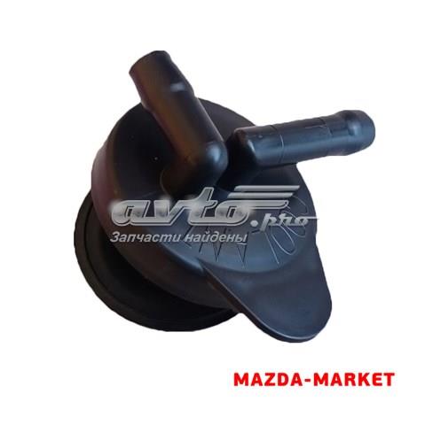 PE0115355B Mazda заглушка кузова