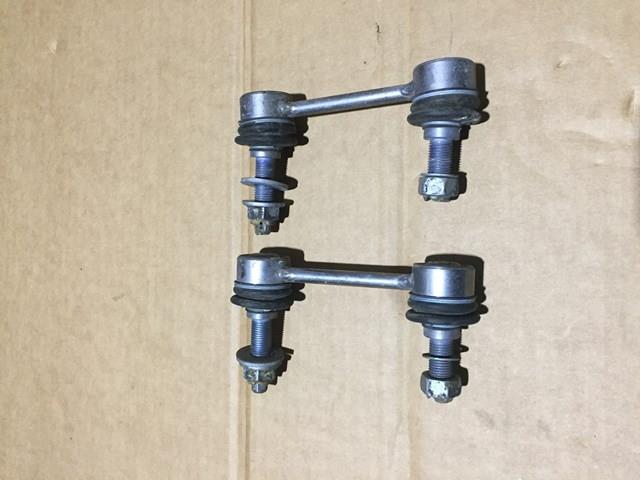 A1643201232 Mercedes яйця на стабілізаторі задні