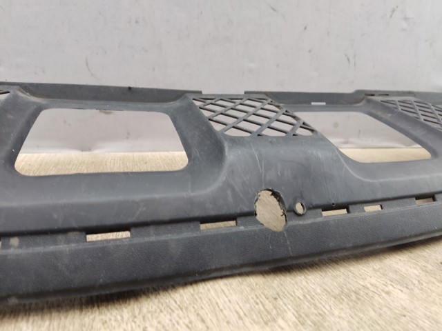 Накладка на передний бампер на Mercedes ML/GLE (W164)