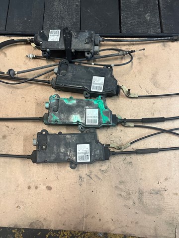 A2214302949 Mercedes електро мотор ручника