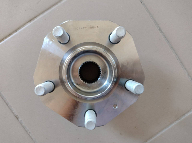 104412100E Tesla задня маточина - купити онлайн в Україні