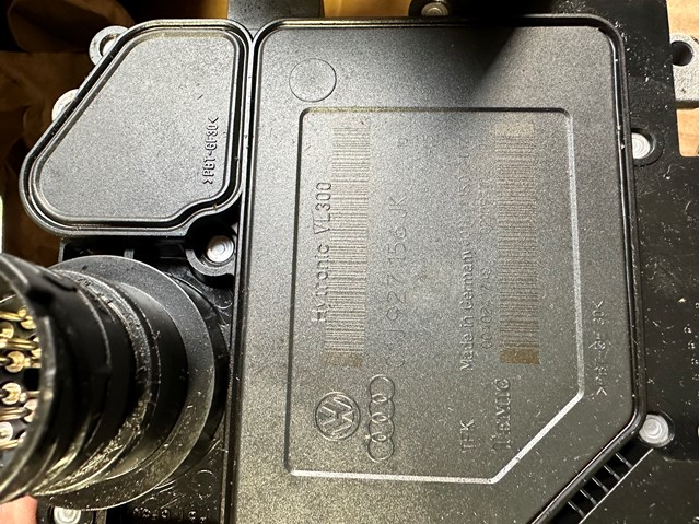 01J927156 VAG автозапчастина - купити онлайн в Україні