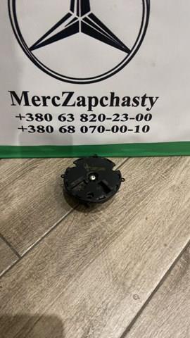 A1718201042 Mercedes двигун приводу лінзи дзеркала заднього виду