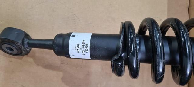 4851069365 Toyota амортизатор передній
