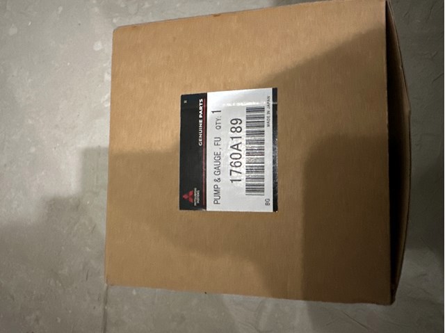 1760A189 Mitsubishi бензонасос - купити онлайн в Україні