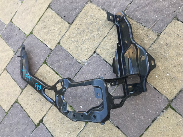 51647459881 BMW кронштейн-адаптер кріплення фари передньої, лівою ...