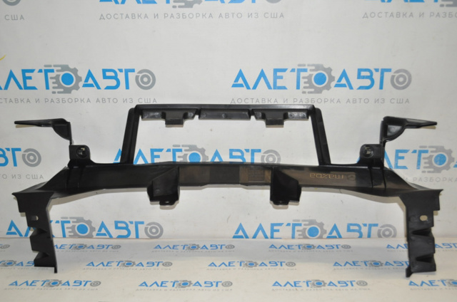 GHP9501C0A Mazda повітропровід радіатора