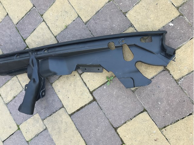 51767397491 BMW ущільнювач крила - купити онлайн в Україні