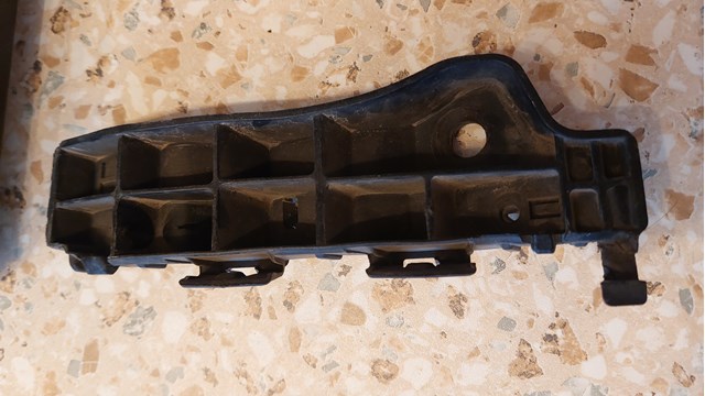 865132W000 Hyundai/Kia кронштейн бампера переднього, зовнішній лівий ...