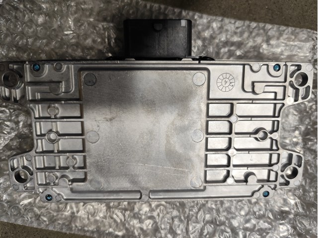 8631B976 Mitsubishi автозапчастина - купити онлайн в Україні