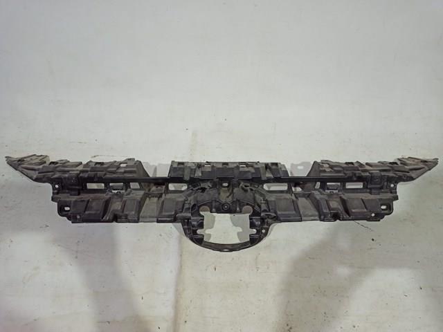 5311542010 Toyota кронштейн решітки радіатора