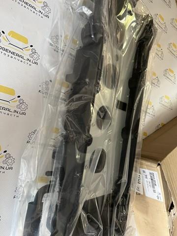 2241023100 Hyundai/Kia кришка клапанів (В сборе)