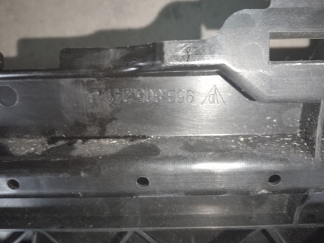 95B805241J Porsche підсилювач бампера переднього - купити онлайн в Україні