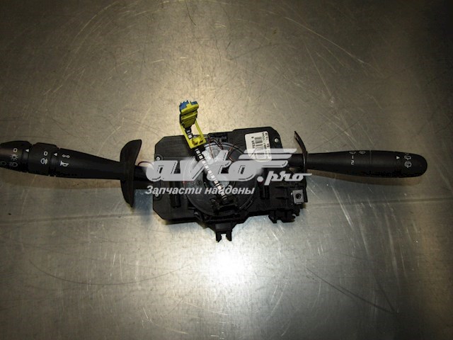 6001551357 Renault (RVI) перемикач підрульовий, правий