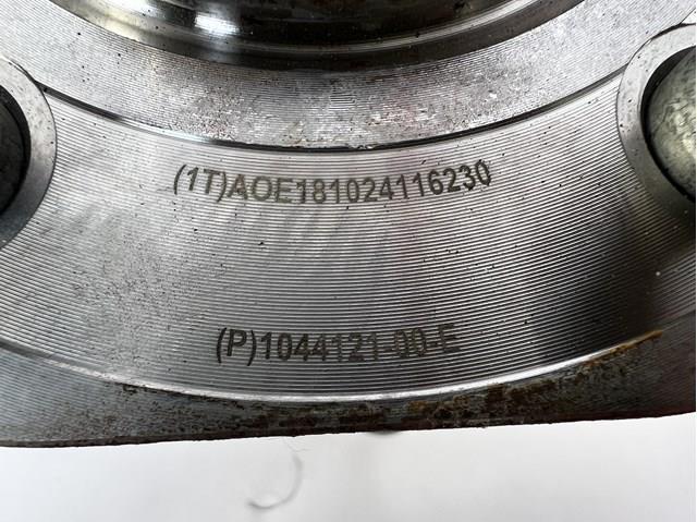 1044121-00-E Tesla маточина колеса привідна (m3)