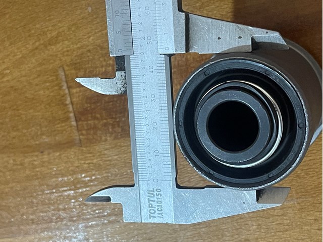 DG9C3C270CA Ford автозапчастина - купити онлайн в Україні